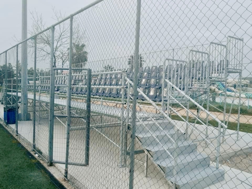 Νέα κερκίδα απέκτησε το γήπεδο ποδοσφαίρου στο Πάρκο του Λαού | Δήμος ...