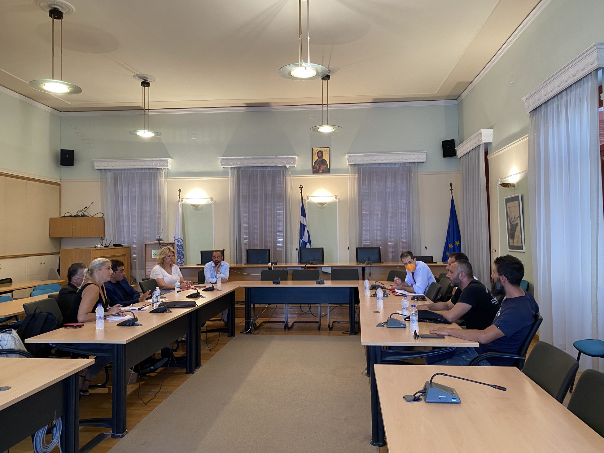 Συνάντηση της Δημάρχου Χαλκιδέων και του Συλλόγου «Χαραυγή» με τον Γ.Γ ...