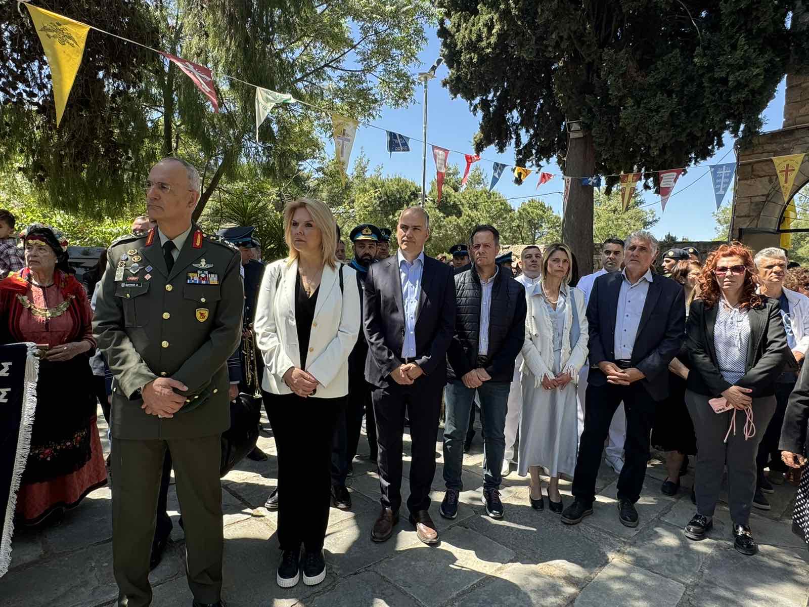 Σε Δροσιά και Φύλλα για τον Εορτασμό του Αγίου Γεωργίου η Δήμαρχος ...